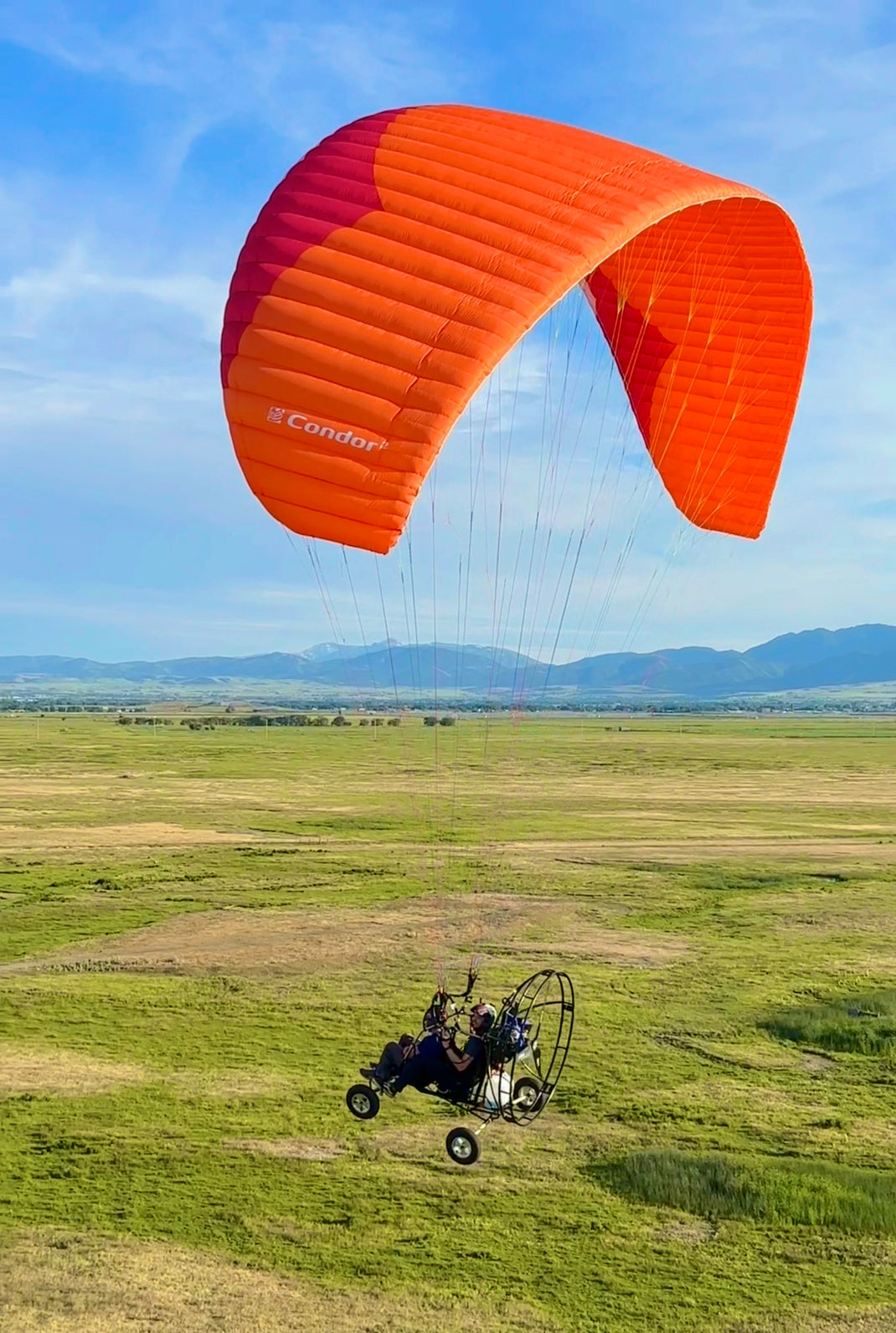 Instructional Tandem Flights – SkyVentures Paramotor